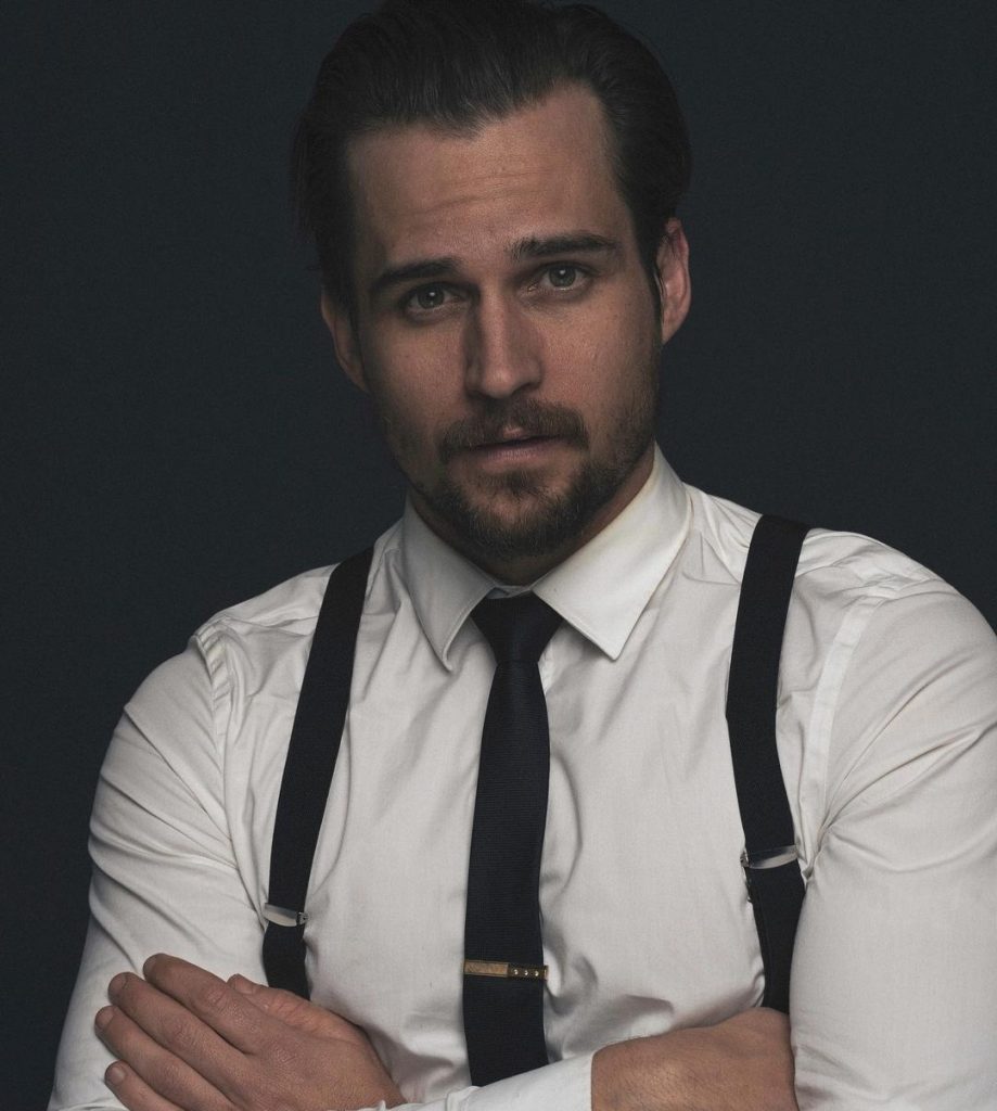 Jon-Michael Ecker – The Lion Of Narcos - Gazette Day